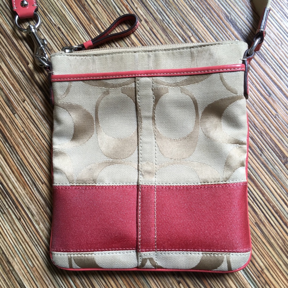 Coach Swingpack Crossbody Messenger Bag Khaki Cream T… - Gem